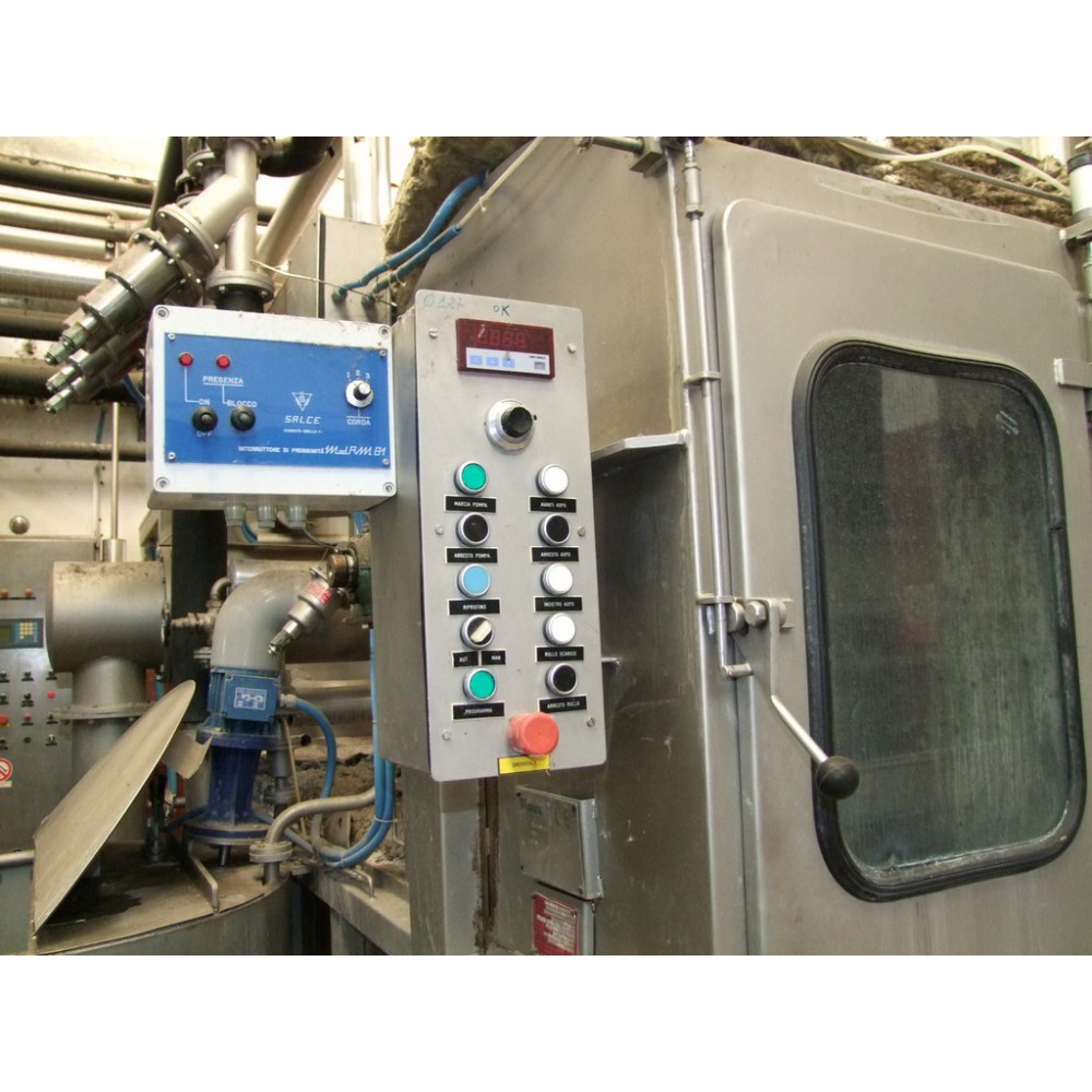 Minox overflow dyeing machines for rope fabrics