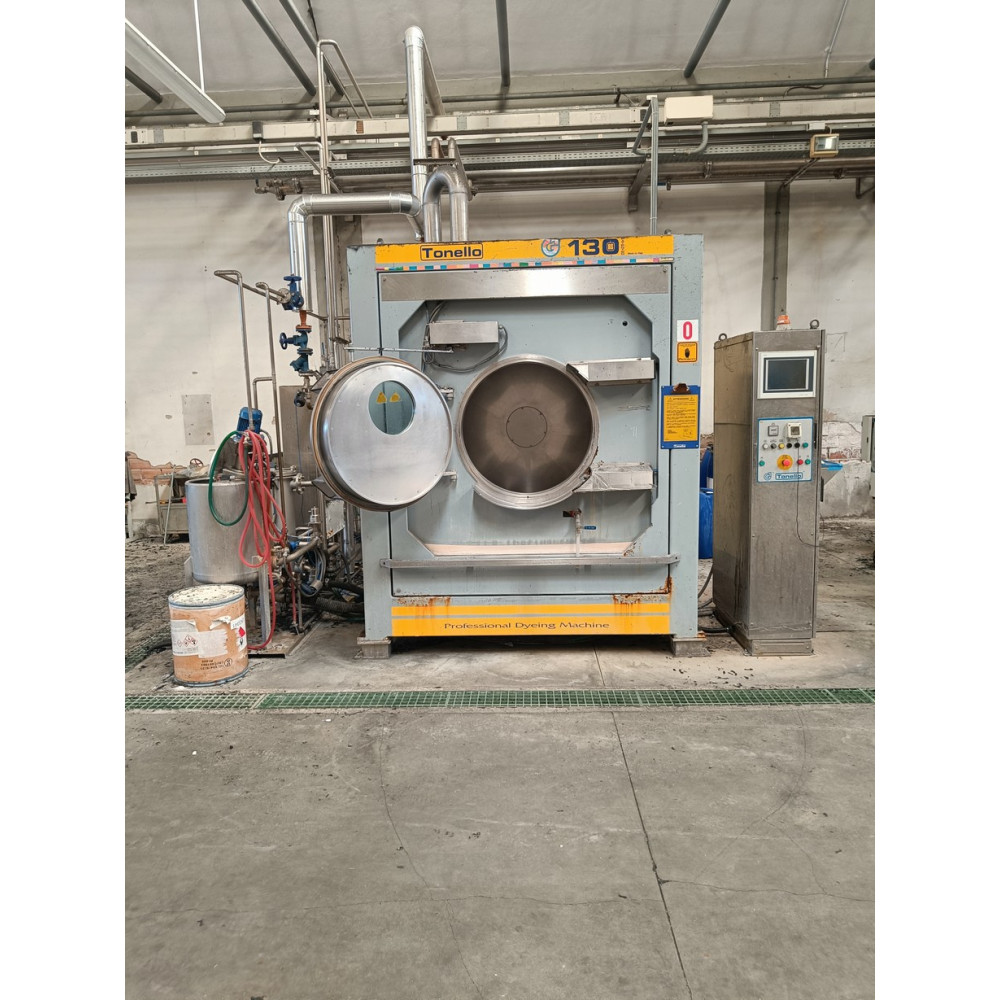 Ref.672 - Complete plant for dyeing of packaged garments and hosiery ...